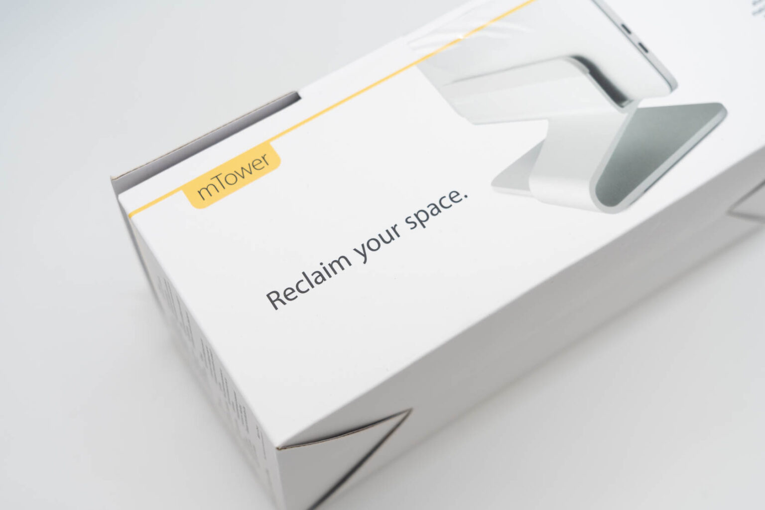 まるで浮いているようにMacBookを立てられるスタンド『Rain Design mTower』レビュー | ガジェットタッチ