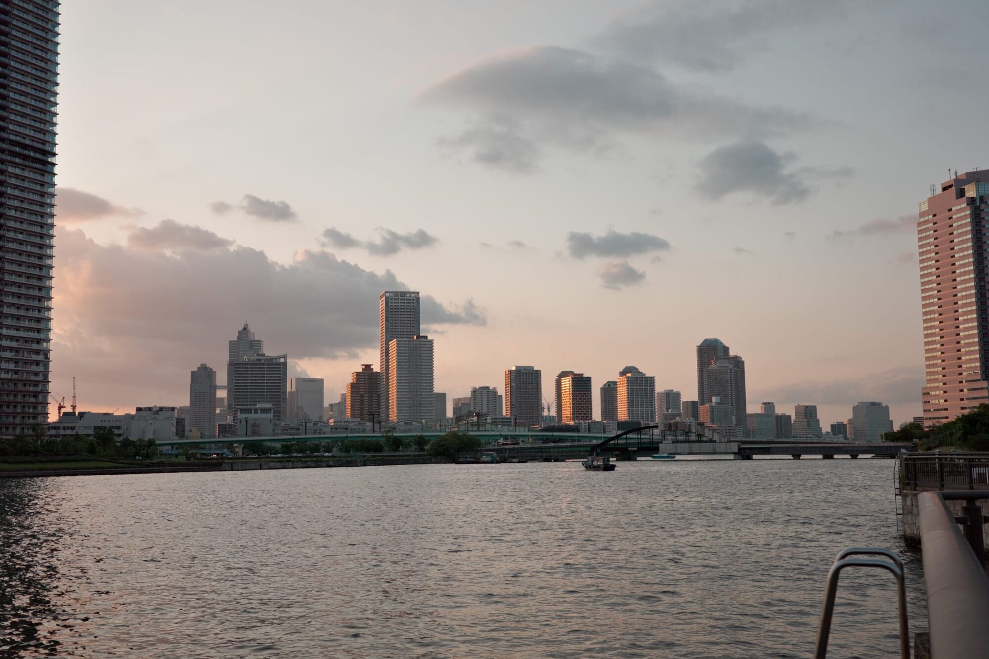 RICOH GR IIIx HDFで使っているイメージコントロールのカスタム設定まとめ | 撮って出しでもお気に入りの色味を出す | ガジェットタッチ