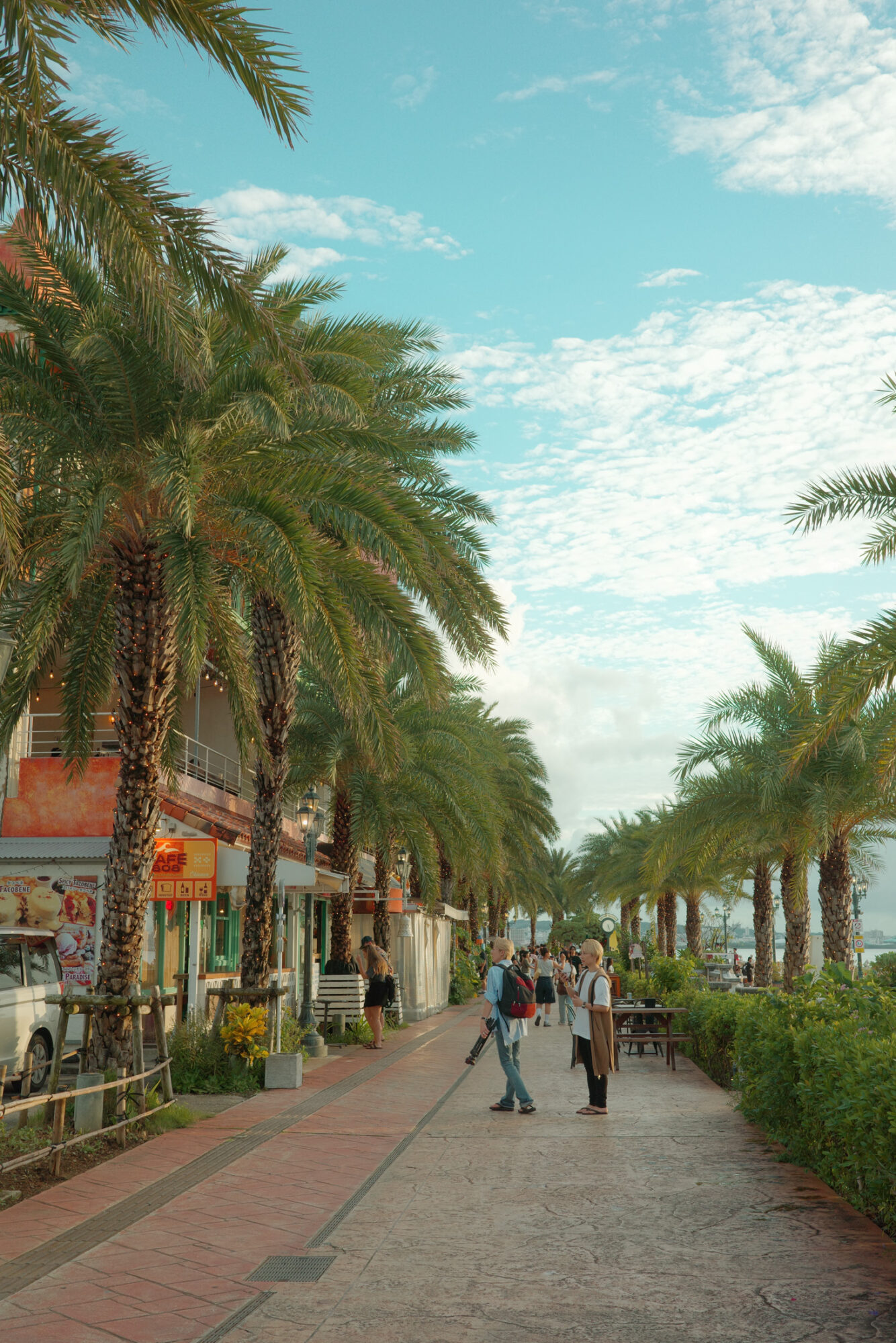 【ベストバイガジェット2024】遠回りして手に入れた『GR IIIx HDF』はお出かけに欠かせないスナップの相棒 | ガジェットタッチ